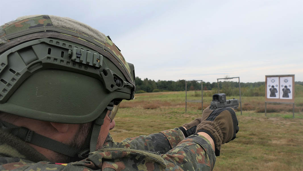 Vergleichserprobung und Einsatzprüfung der Pistole P14K für ...